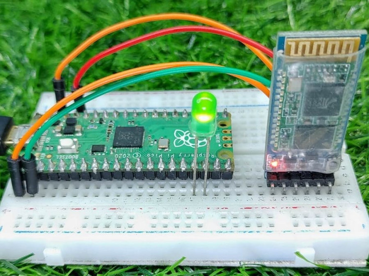 Hc-05 Bluetooth With Raspberry Pi Pico Using Micropython